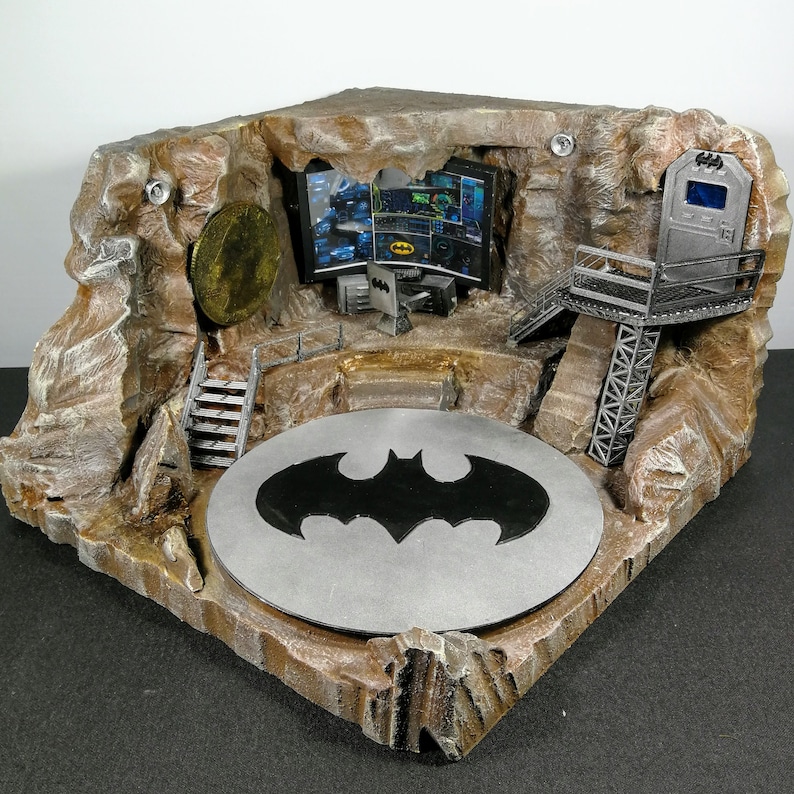 Batcave Diorama 1:24 Scale - Etsy