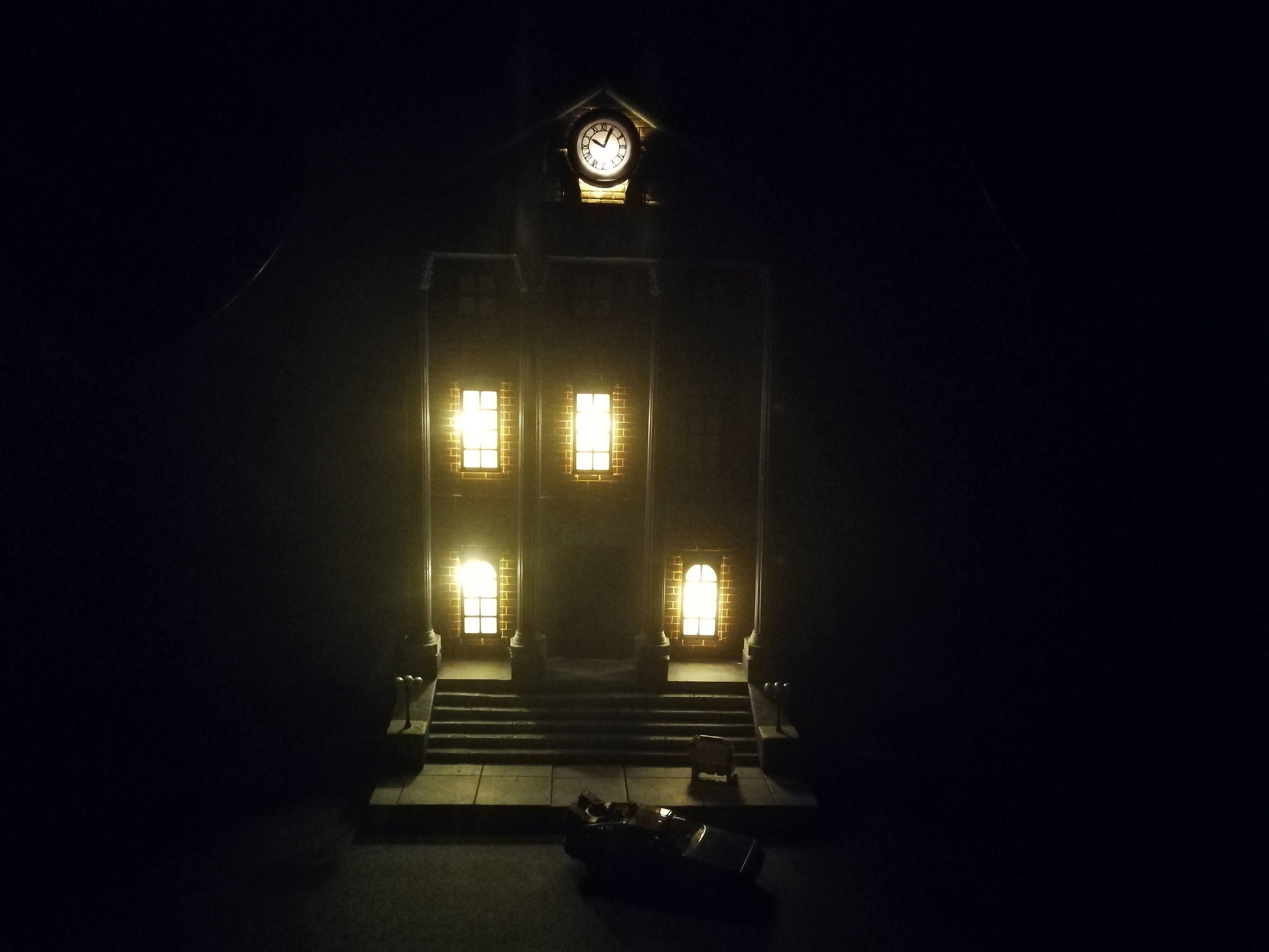 Back to the Future Clock Tower Diorama - Etsy