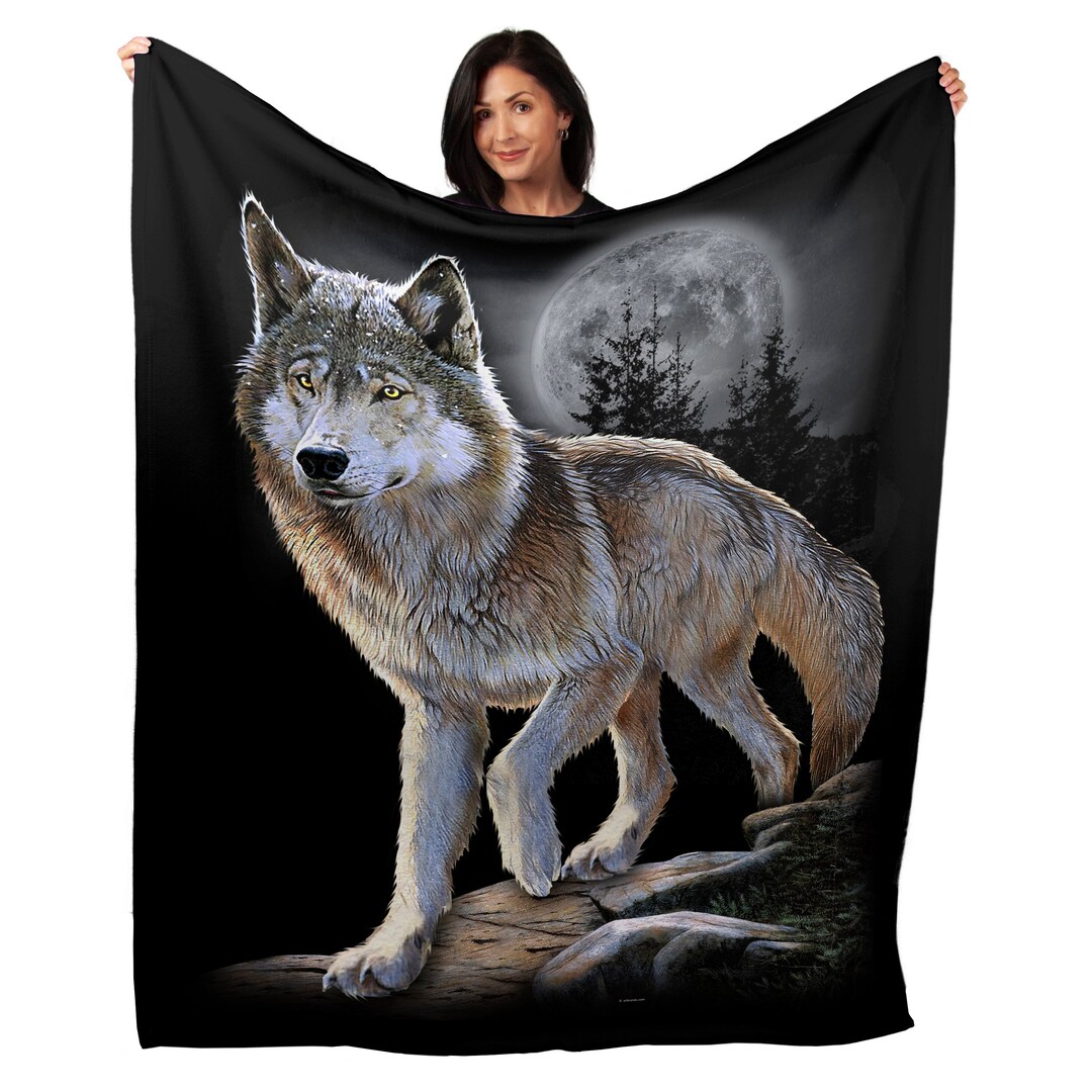 Wolf Blanket, 50" X 60" Wildlife Throw, Wolf Alert, Wall Hanging ...