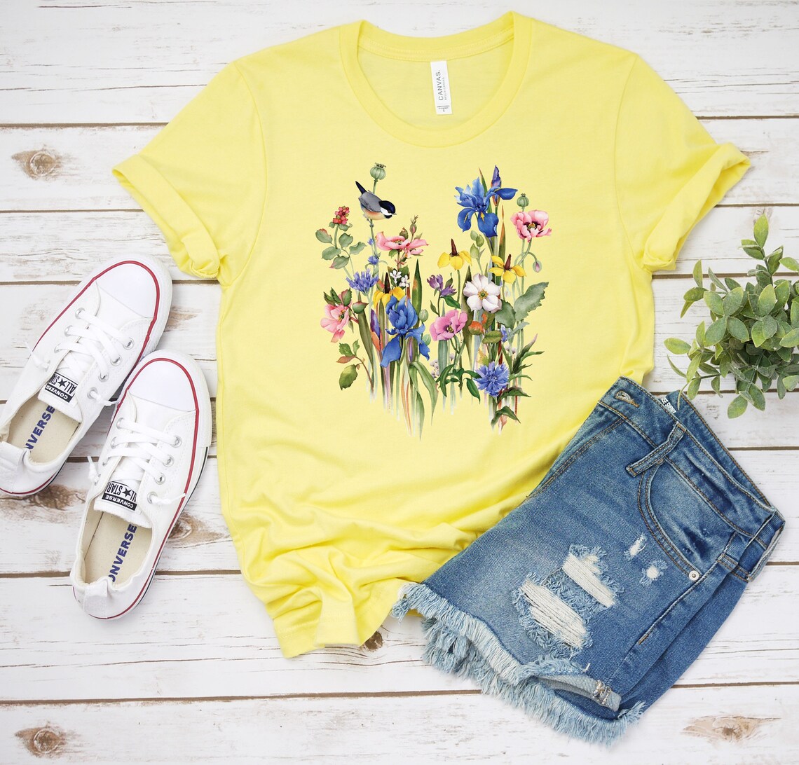 Floral Spring T-shirt Spring Birds and Flowers Tee Spring - Etsy Canada
