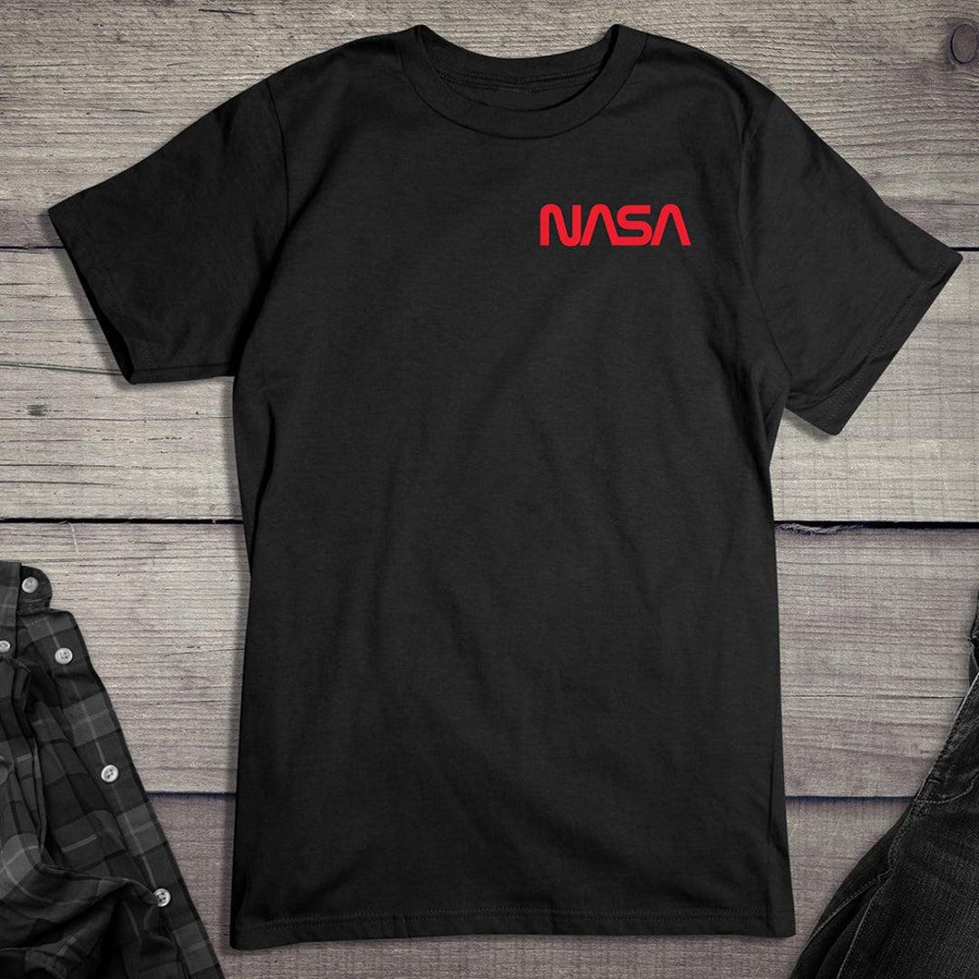 Licensed NASA Tee Shirt, NASA Worm Crest T-shirt, Space, Space Travel ...