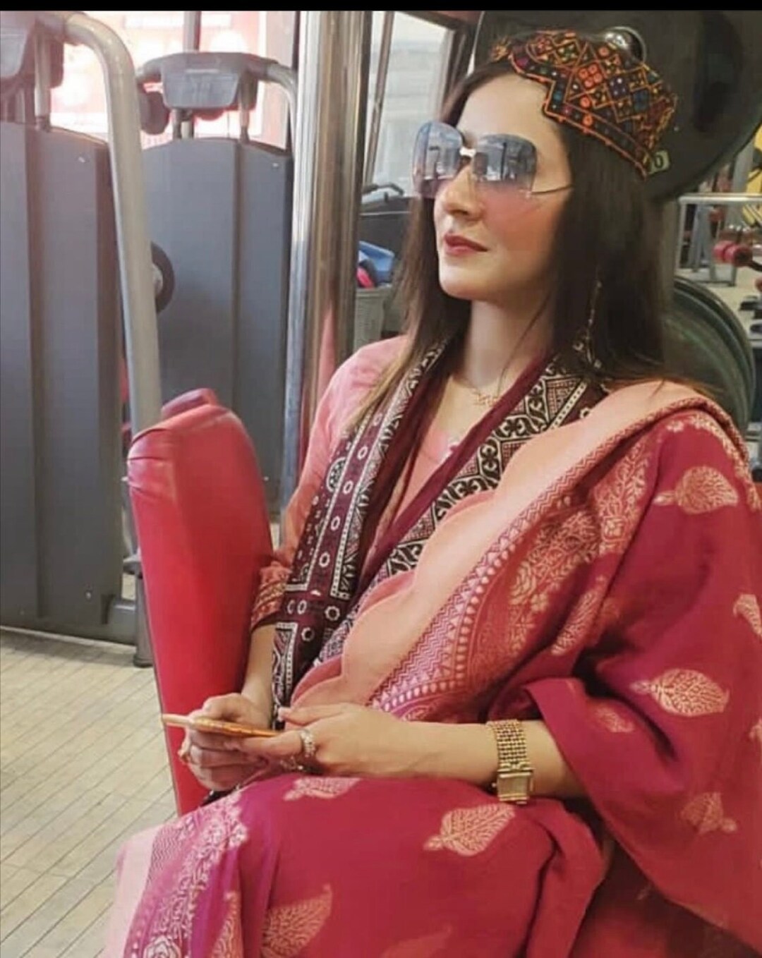 Handmade Pakistani Sindhi Topi / Cap / Hat With Mirrors | Circumference ...