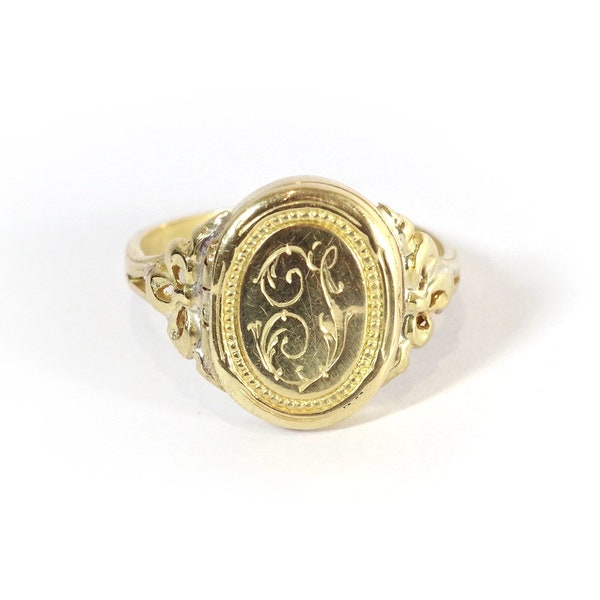 Letter I Ring - Etsy