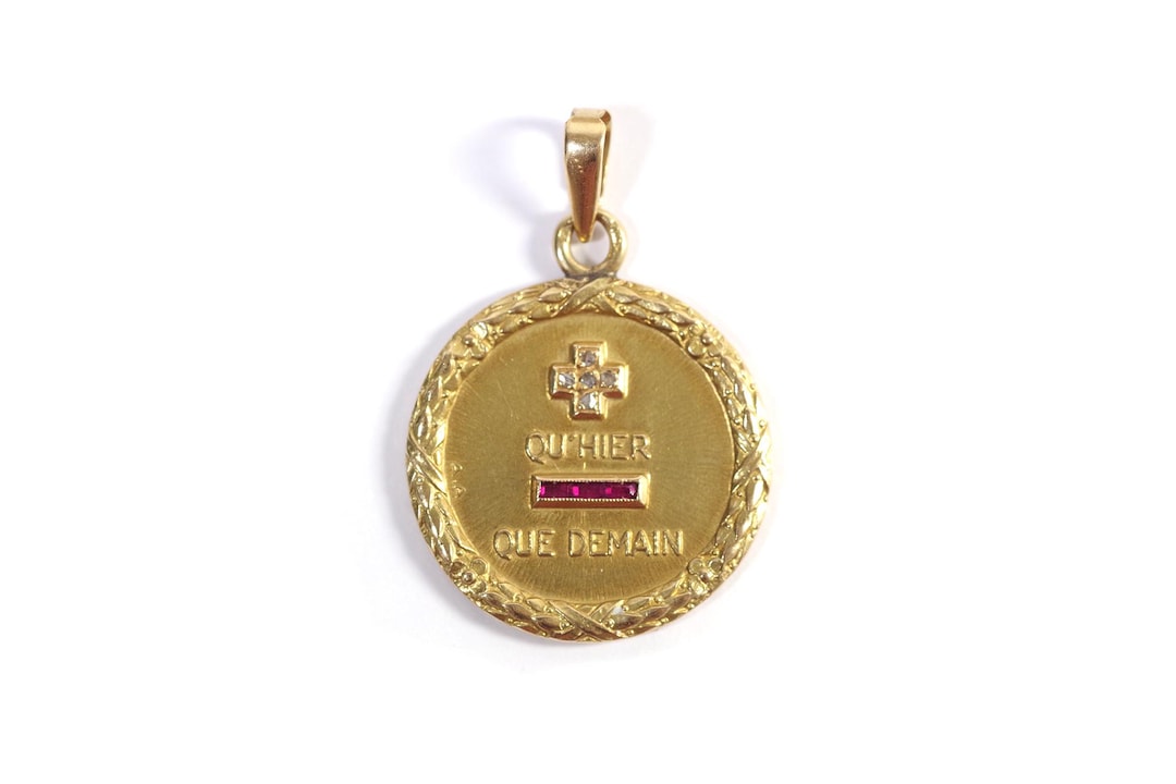 Big Antique Augis Love Medal in 18k Gold, Laurel Augis Love Medal, Big ...