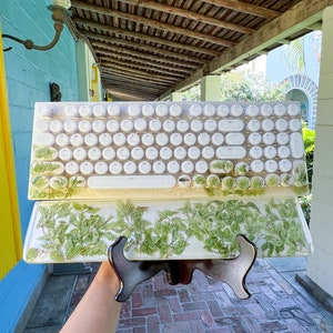 Leaf Typewriter Style RBG Keyboard With Number Pad and Wrist Rest - Etsy