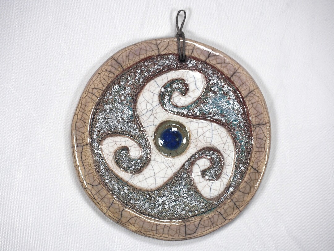 Unique Celtic Knot | Triskell Artwork | Celtic Knot Wall Art | Triskell ...