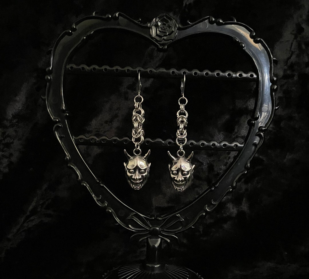 Mini Hannya/ Oni Chainmail Earrings - Etsy