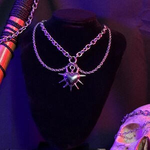 Side Spike Heart Chain - Etsy