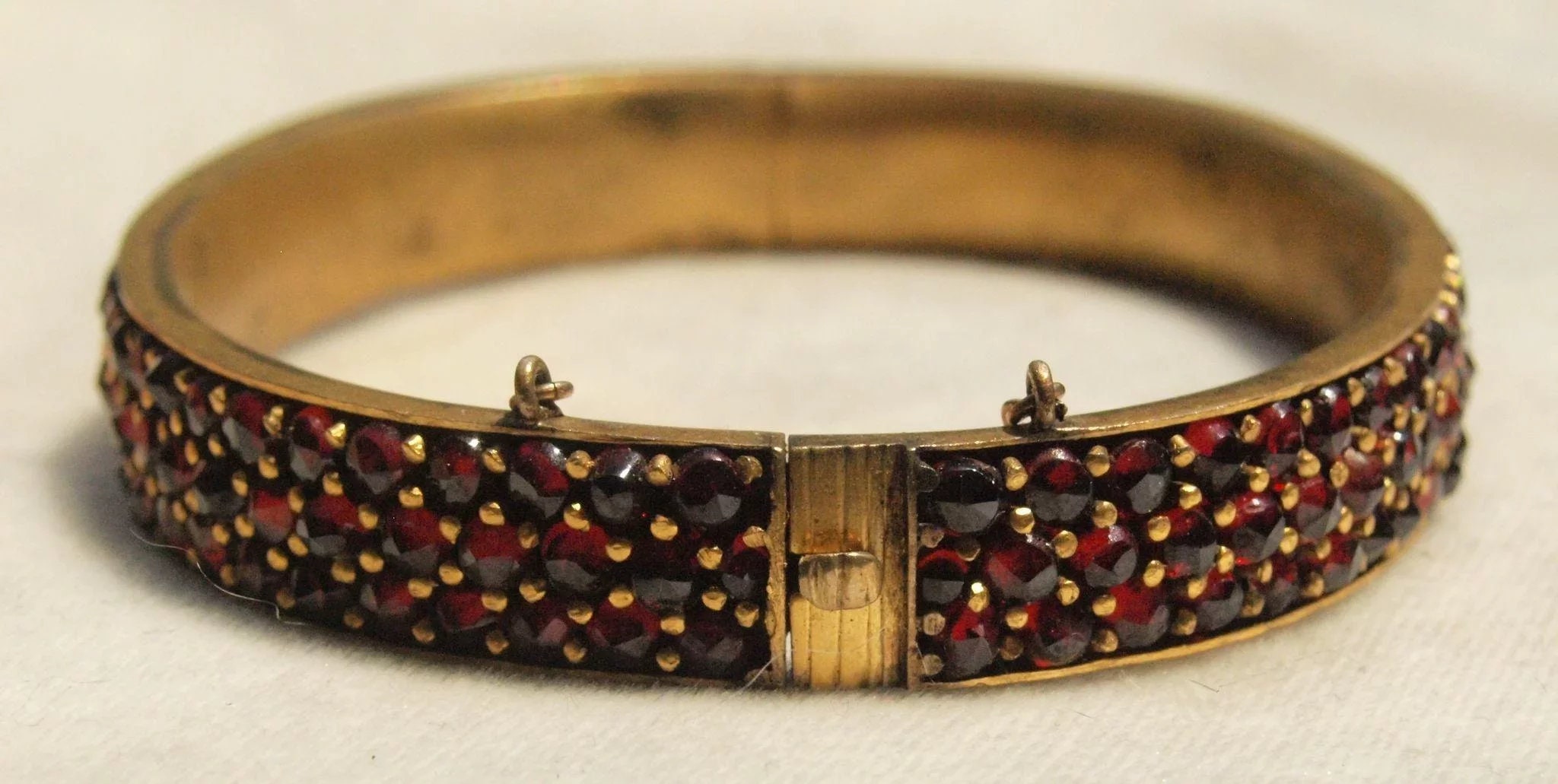 Three Row Victorian Bohemian Garnet Bracelet - Etsy