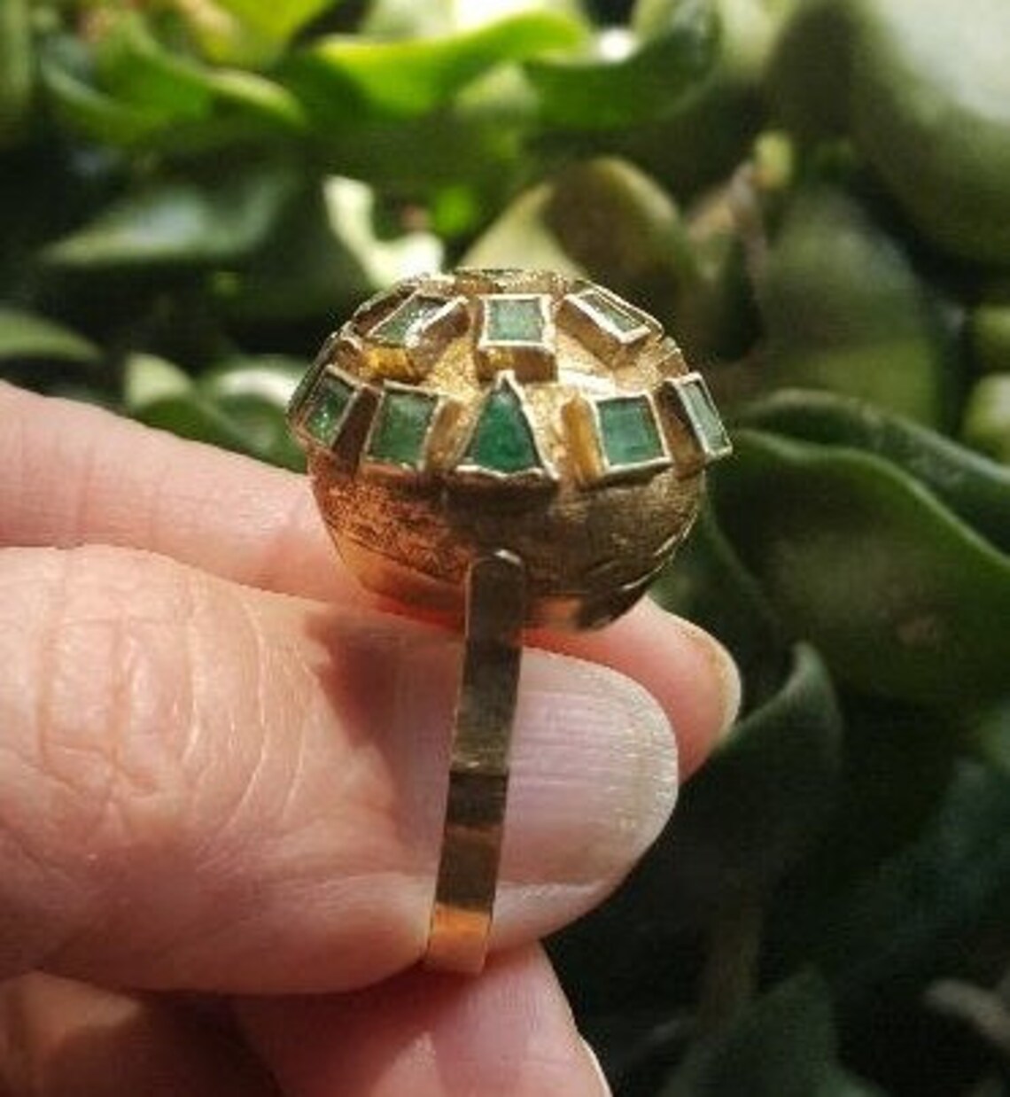 1960's MCM 18k Emerald Bombe Ring - Etsy
