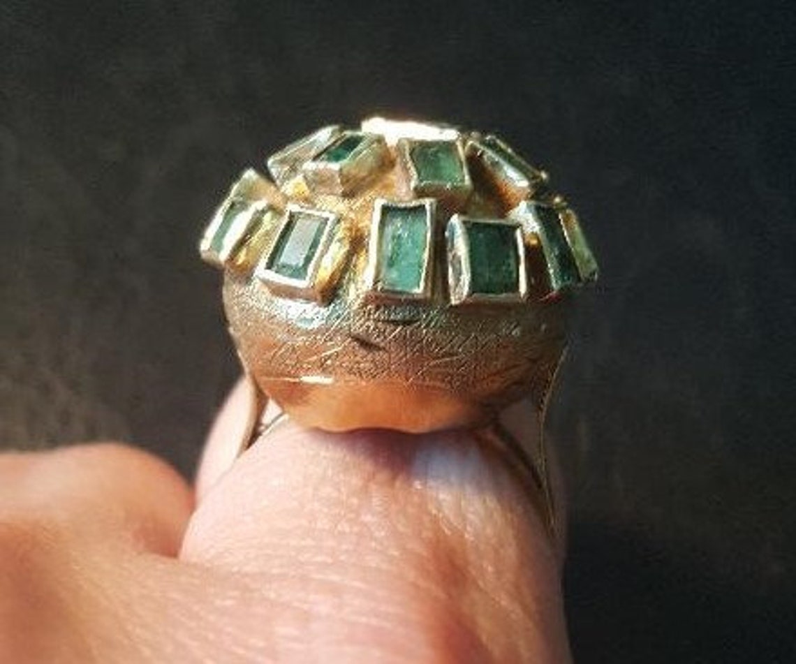 1960's MCM 18k Emerald Bombe Ring - Etsy