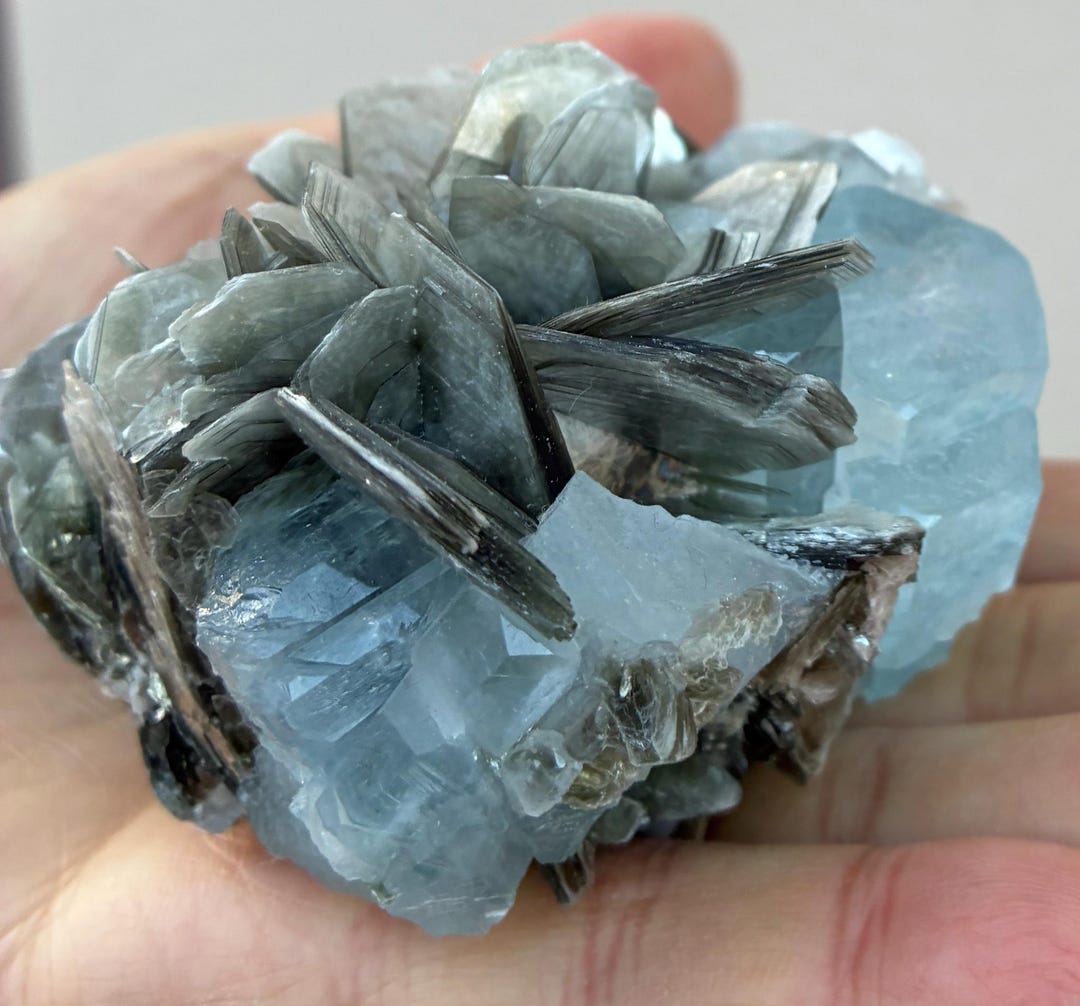AQUAMARINE on MUSCOVITE, Large Pakistan Crystal Cluster, – 388g ...