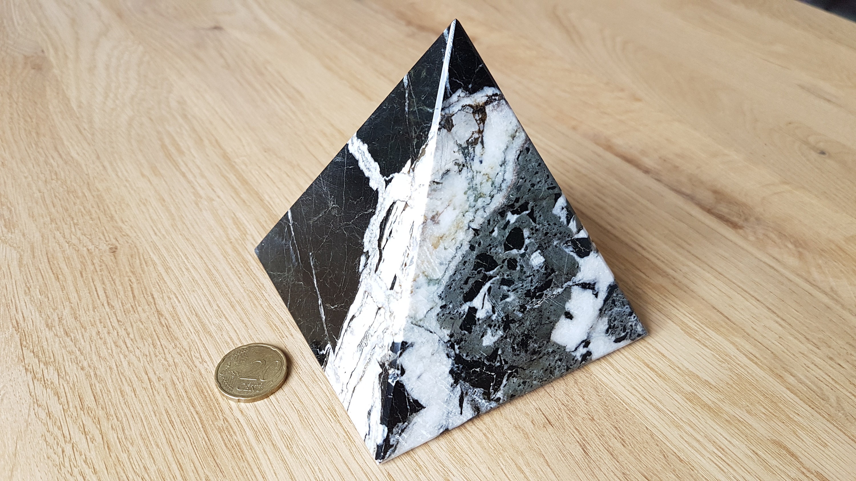 Natural BLACK ONYX Pyramid Gemstone High-quality GRADE A | Etsy