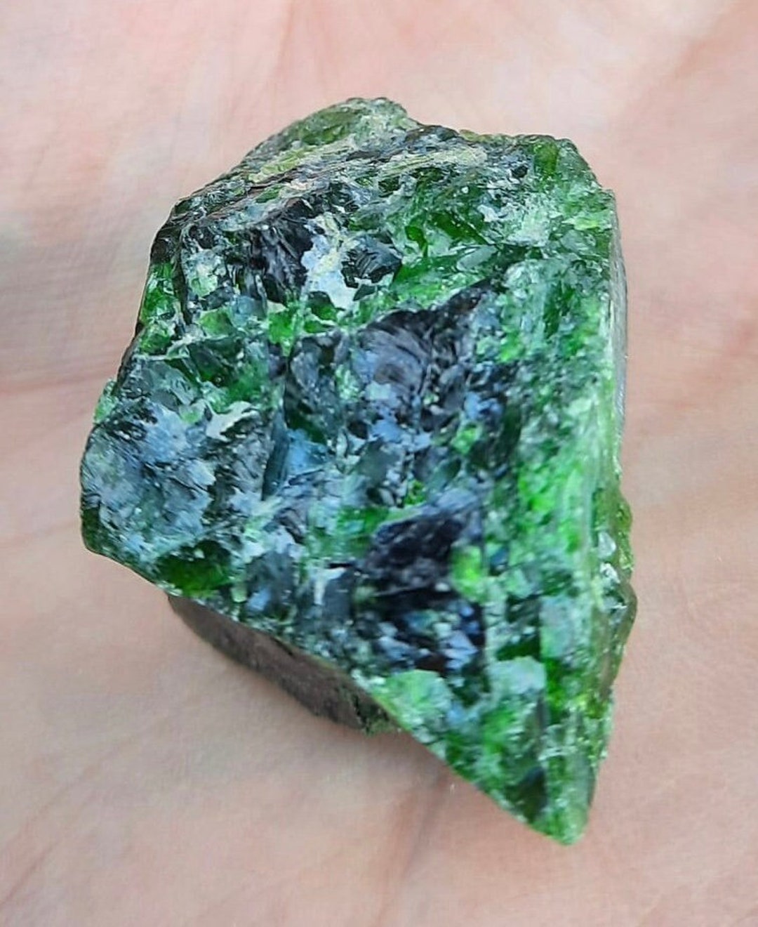 CHROME DIOPSIDE Specimen, 31g AAA Quality Gemstone From Yakutia - Etsy