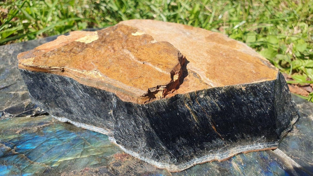 HAWK'S EYE: Mystic Vision Stone From Doorn Mountains, South Africa, AA ...