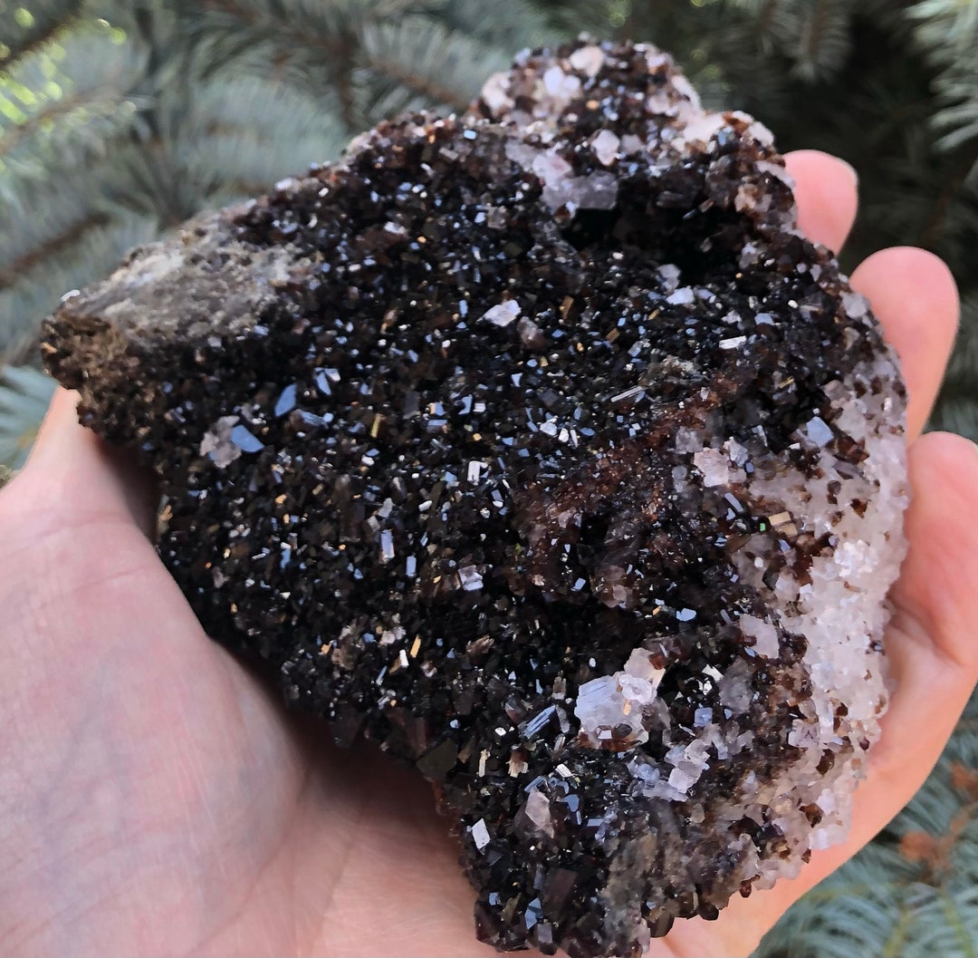 TOURMALINE-UVITE on Magnesite: Premium Crystals From Bahia, Brazil, AAA ...