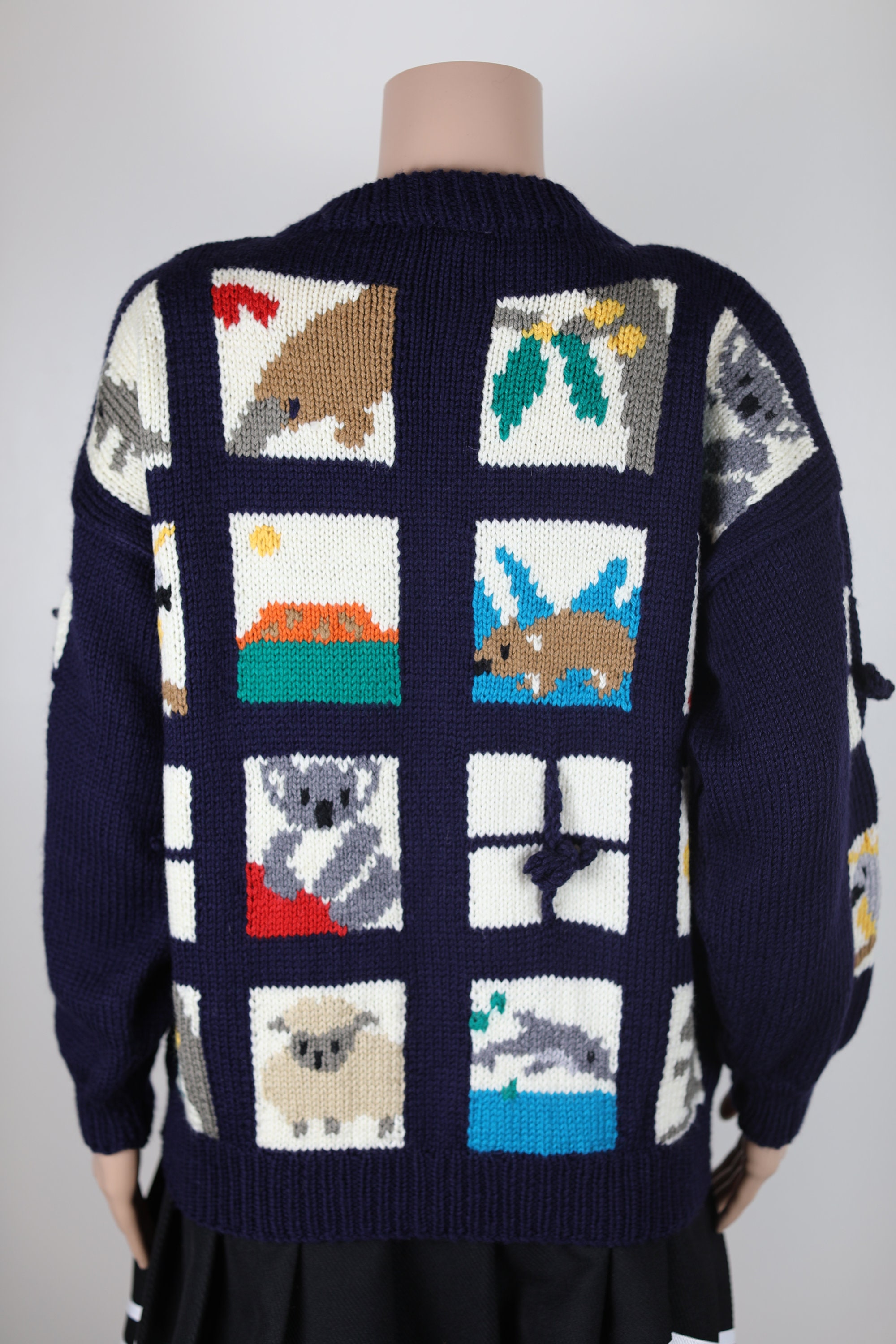 VINTAGE 80s Australian JUMPER! Koala, Kangaroo, Platypus, Cockatoo ...