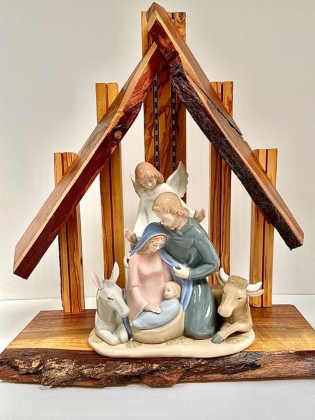 Christmas Gift 5130: Pass on Family Tradition With a Nativity Stable ...