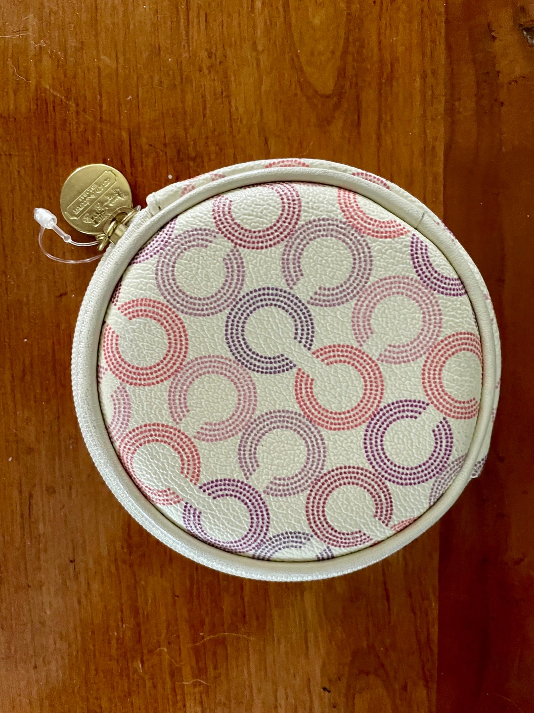 COACH Monogram Round Coin Purse, Coach Accessories, Coin Purse, Vintage ...