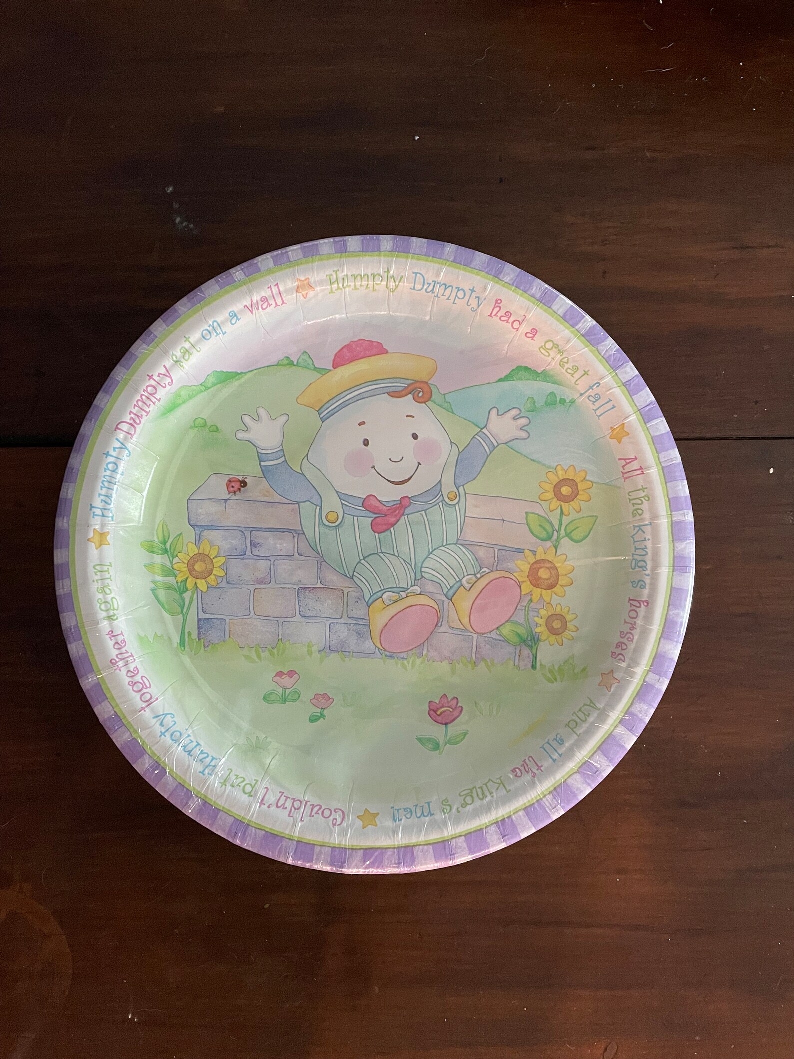 Humpty Dumpty Paper Plates and Napkins, Amscan Nursery Rhymes Pattern ...