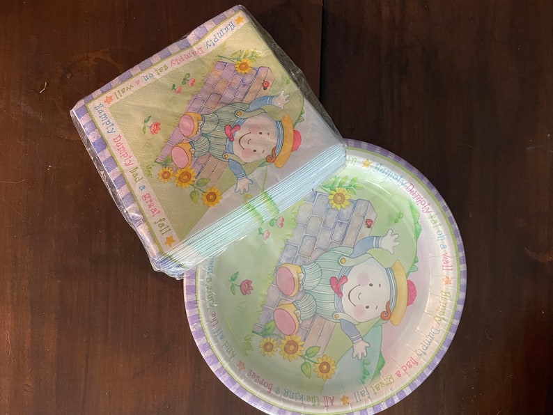 Humpty Dumpty Paper Plates and Napkins, Amscan Nursery Rhymes Pattern ...