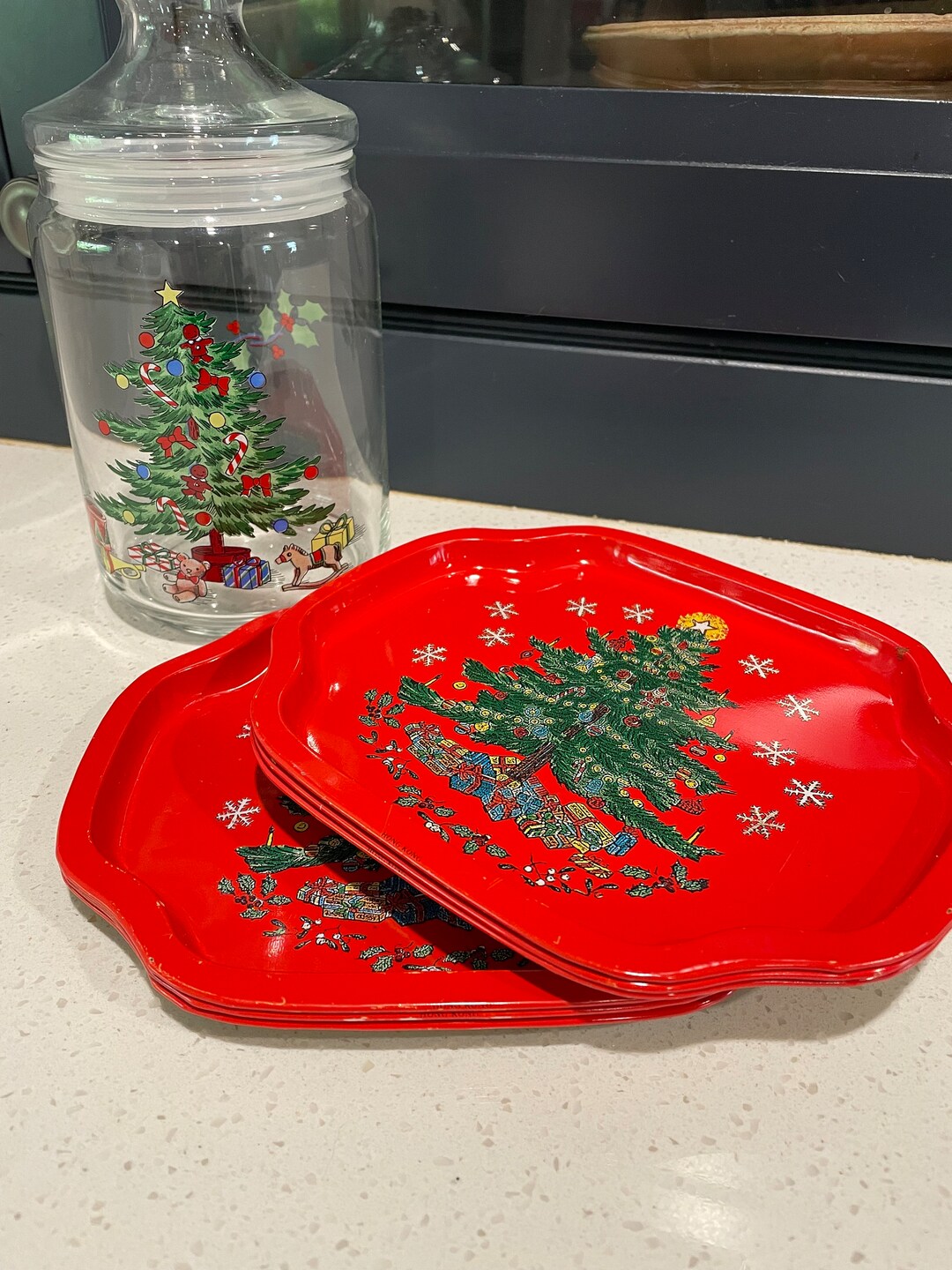 Christmas Spode Pattern, Candy Jar and Tin Plates, Vintage Tin Spode ...