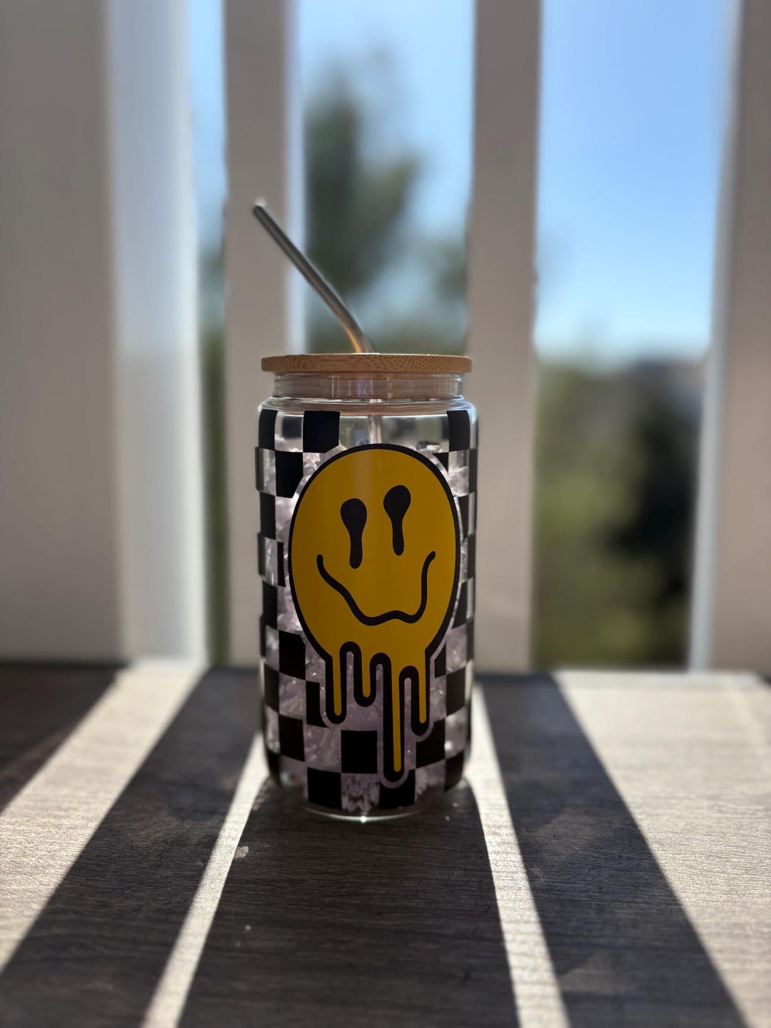 Drippy Smiley Face Glass Can: Checkered Iced Coffee Cup With Bamboo Lid ...