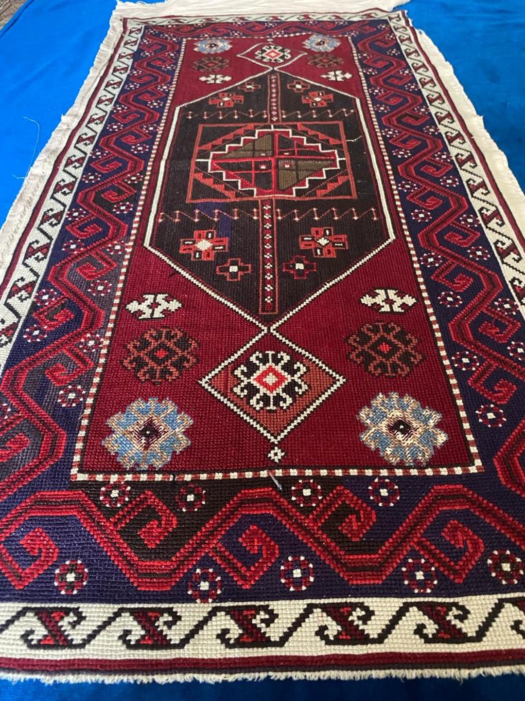 2x3 Embroidered Rug Antique Cross Stitch Rug Vintage - Etsy