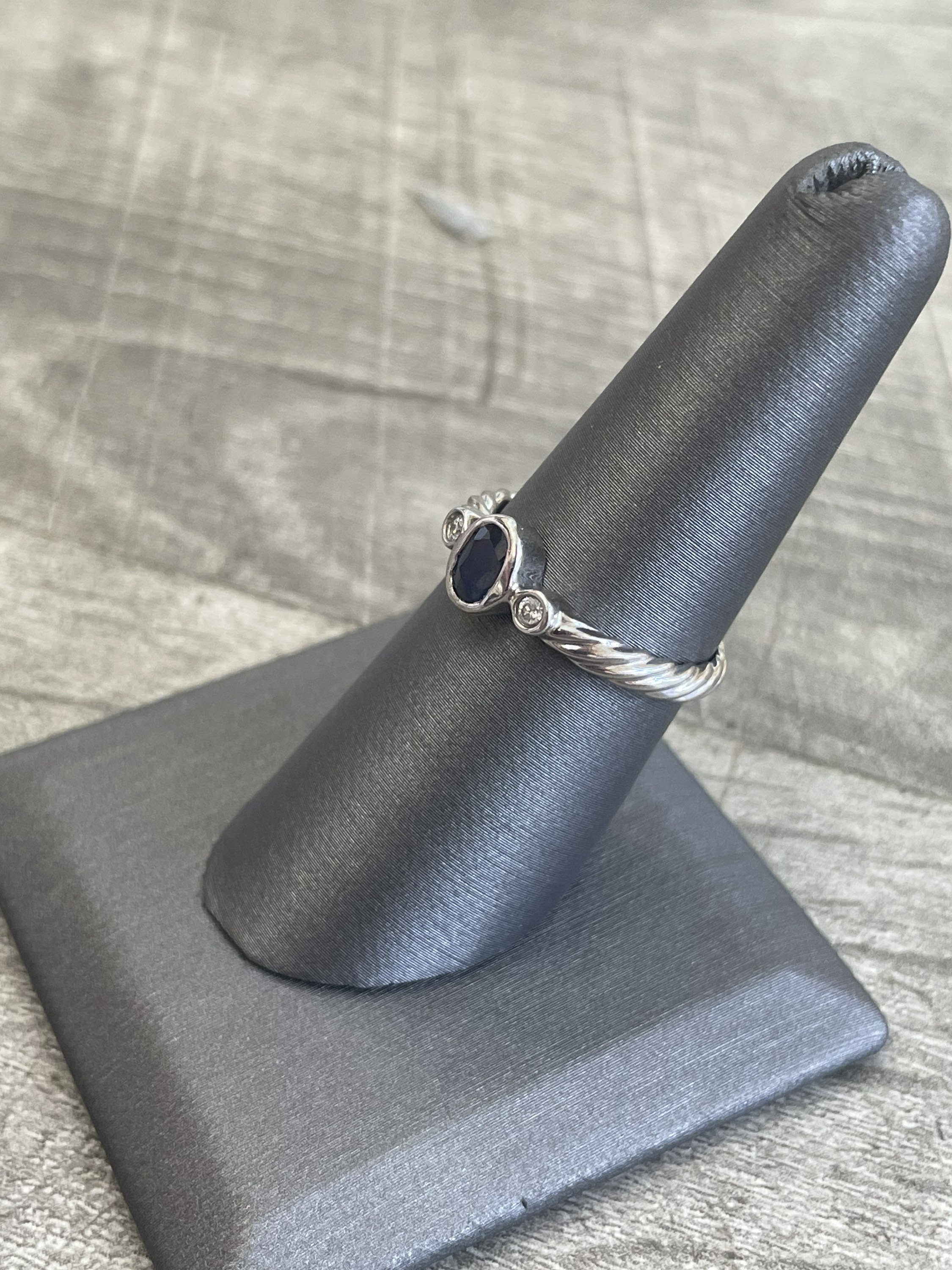 10k White Gold Diamond & Blue Stone Ring - Etsy