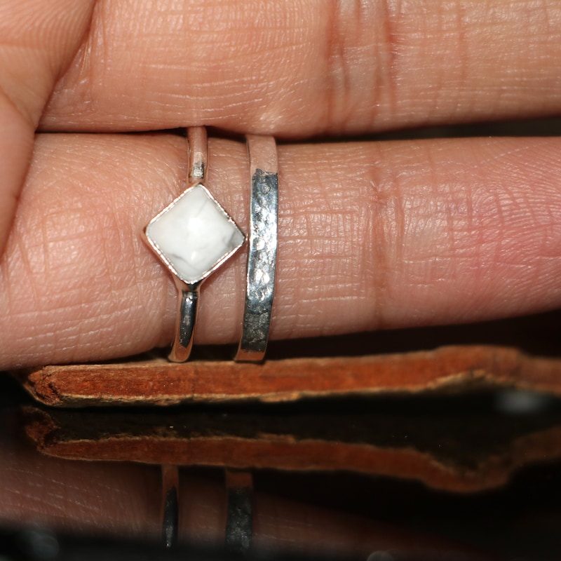 Howlite Jewellery - Etsy