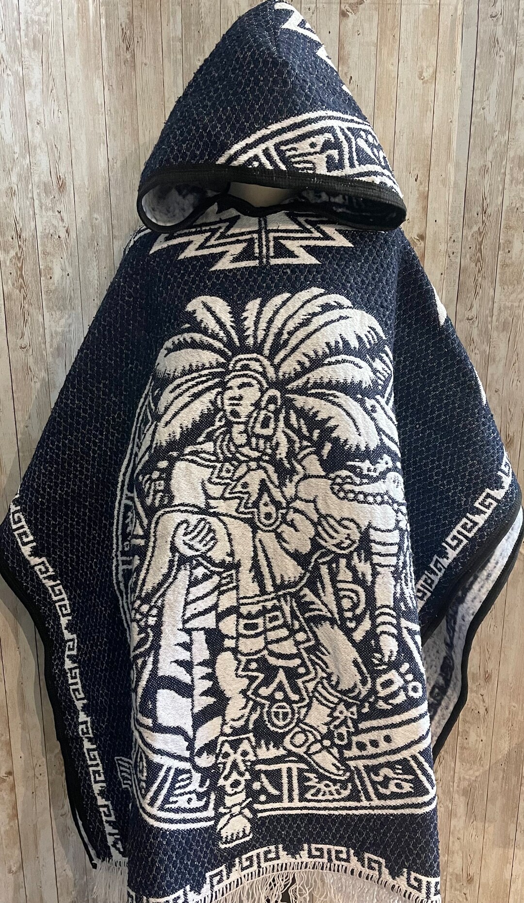 Mexican Poncho Aztec Calendar Poncho Gavan Calendario Azteca Con Amor ...