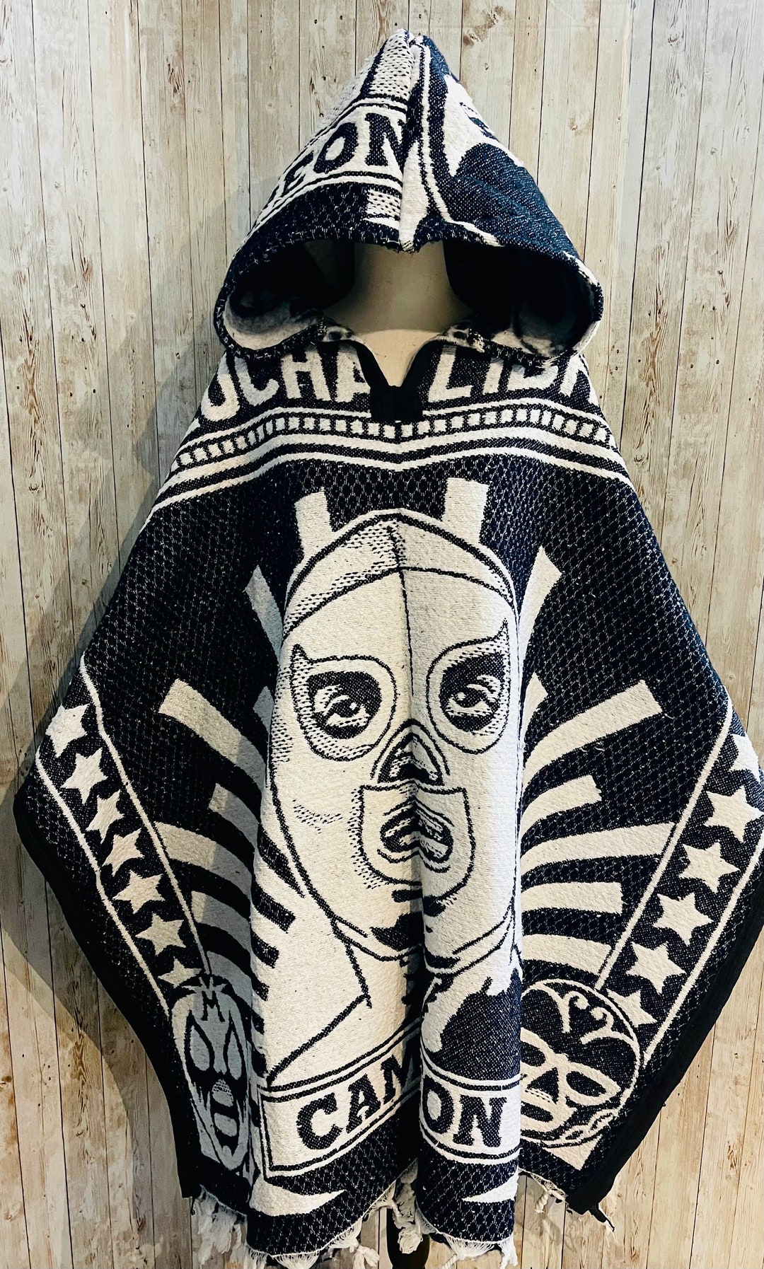 Poncho Gavan De Lucha Libre El Santo Y Blue Demon Con Gorro - Etsy