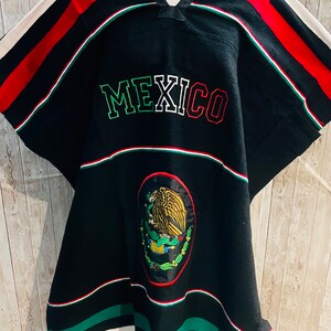 Mexican Poncho Gavan De Calendario Azteca Y Guerrero Mexican PONCHO ...