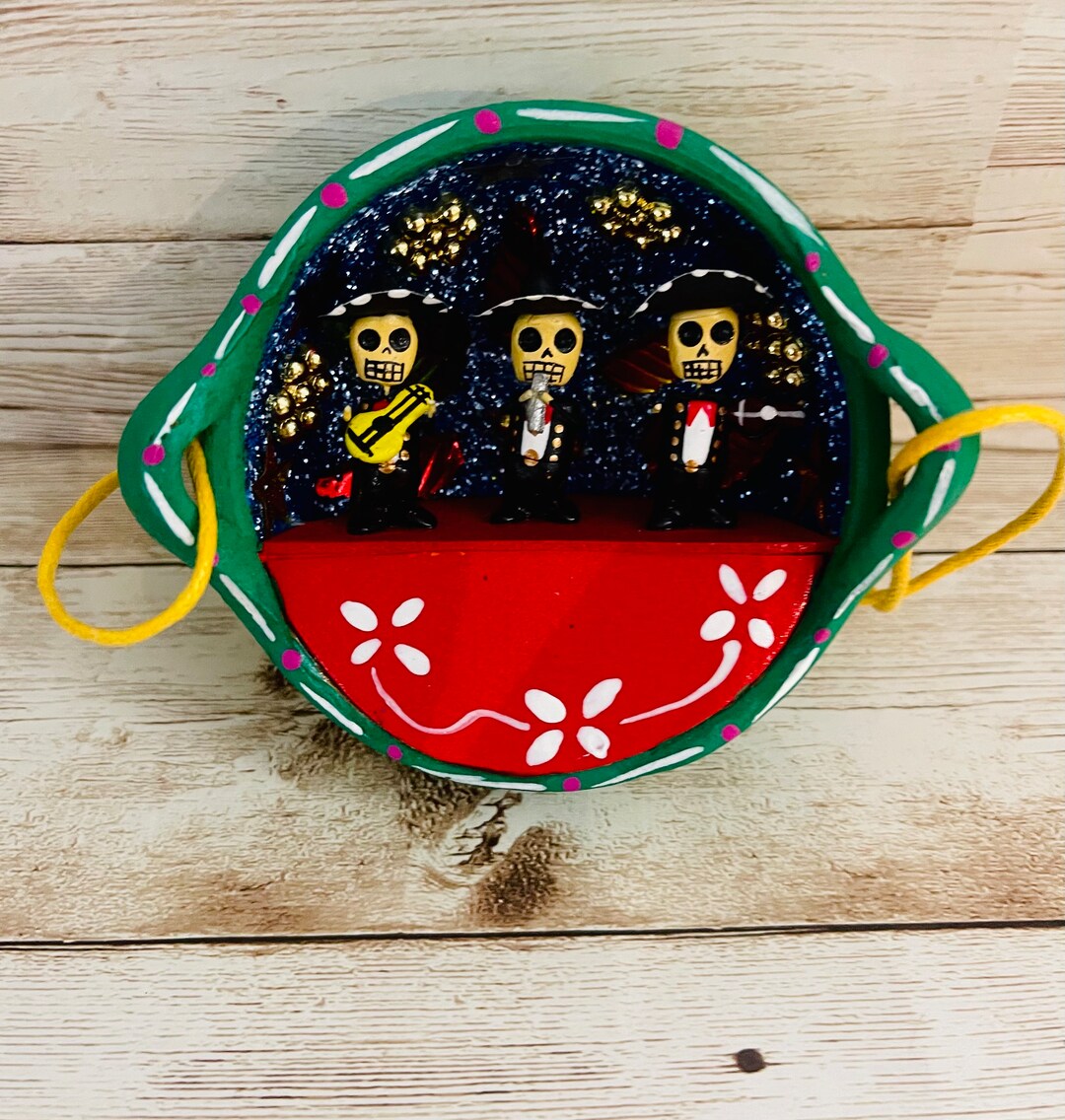 Nicho Mexicano De Catrinas En Cazuelita De Barro Mexican Sugar Skulls ...