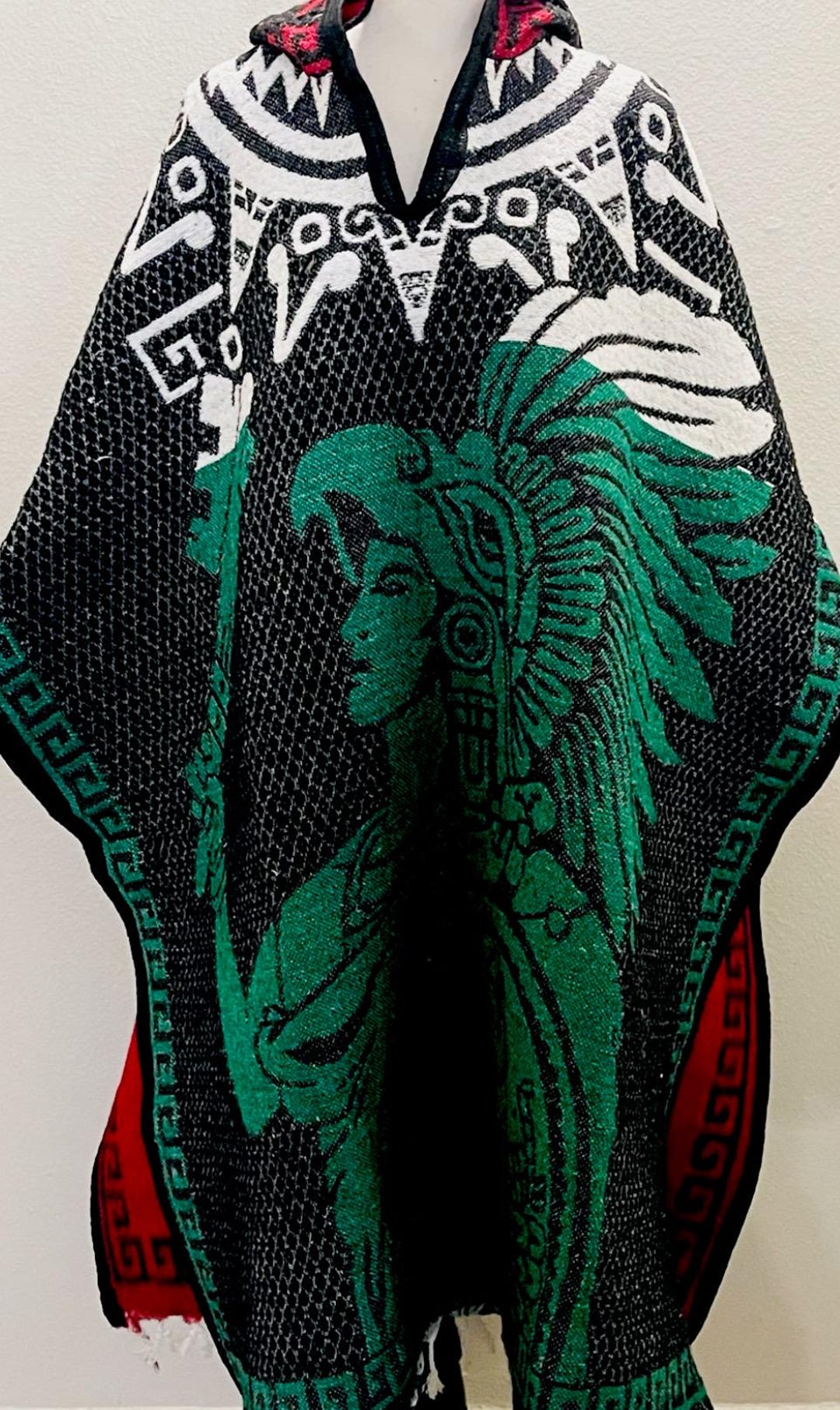 Mexican Poncho Aztec Calendar Poncho Gavan Calendario Azteca Con Amor ...