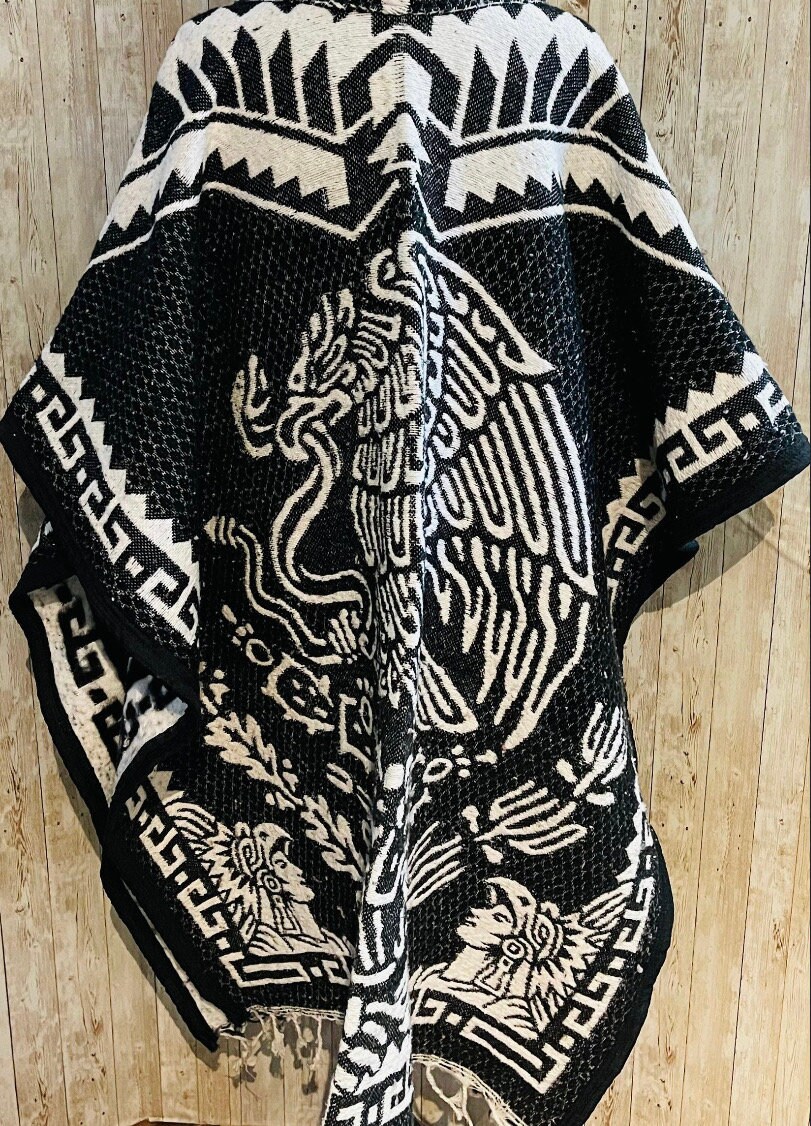 Poncho Azteca Con Guerrero Y Escudo Nacional Double Sided - Etsy