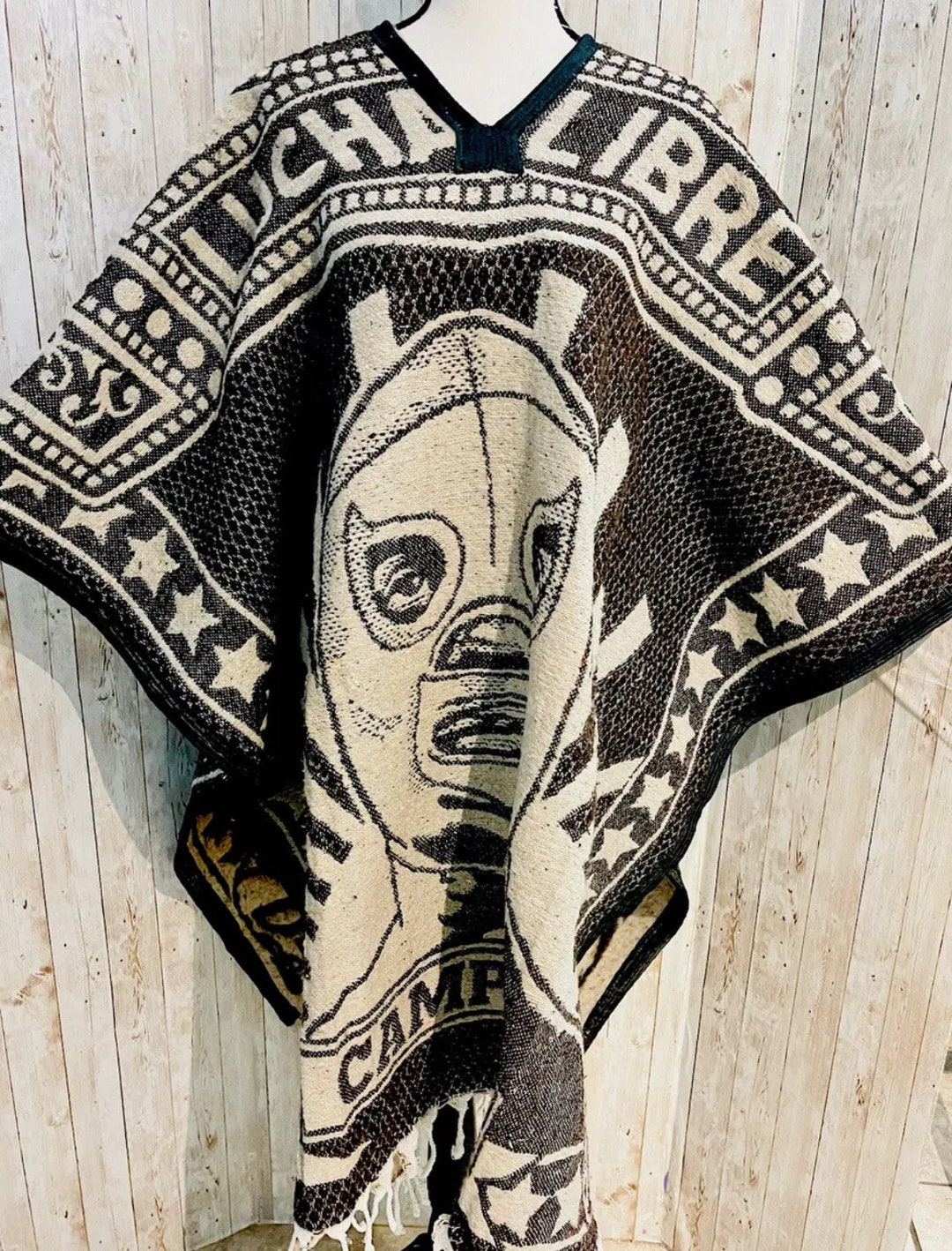 Poncho Gavan De Lucha Libre El Santo Y Blue Demon - Etsy