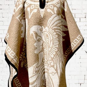 Poncho Azteca Con Guerrero Y Escudo Nacional Double Sided Aztec ...