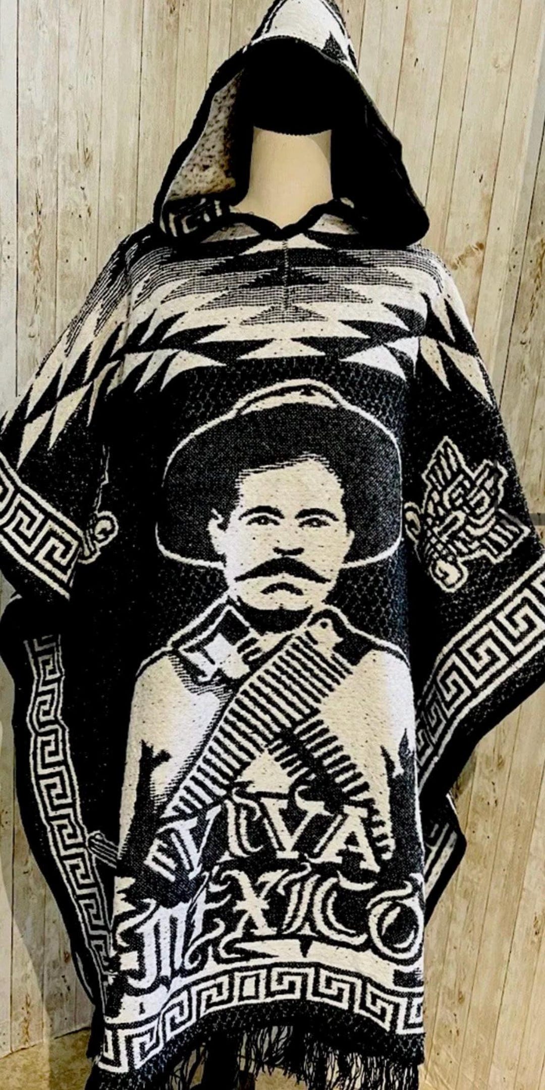 Mexican Poncho Gavan De La Revolución Pancho Villa Y Emiliano Zapata ...