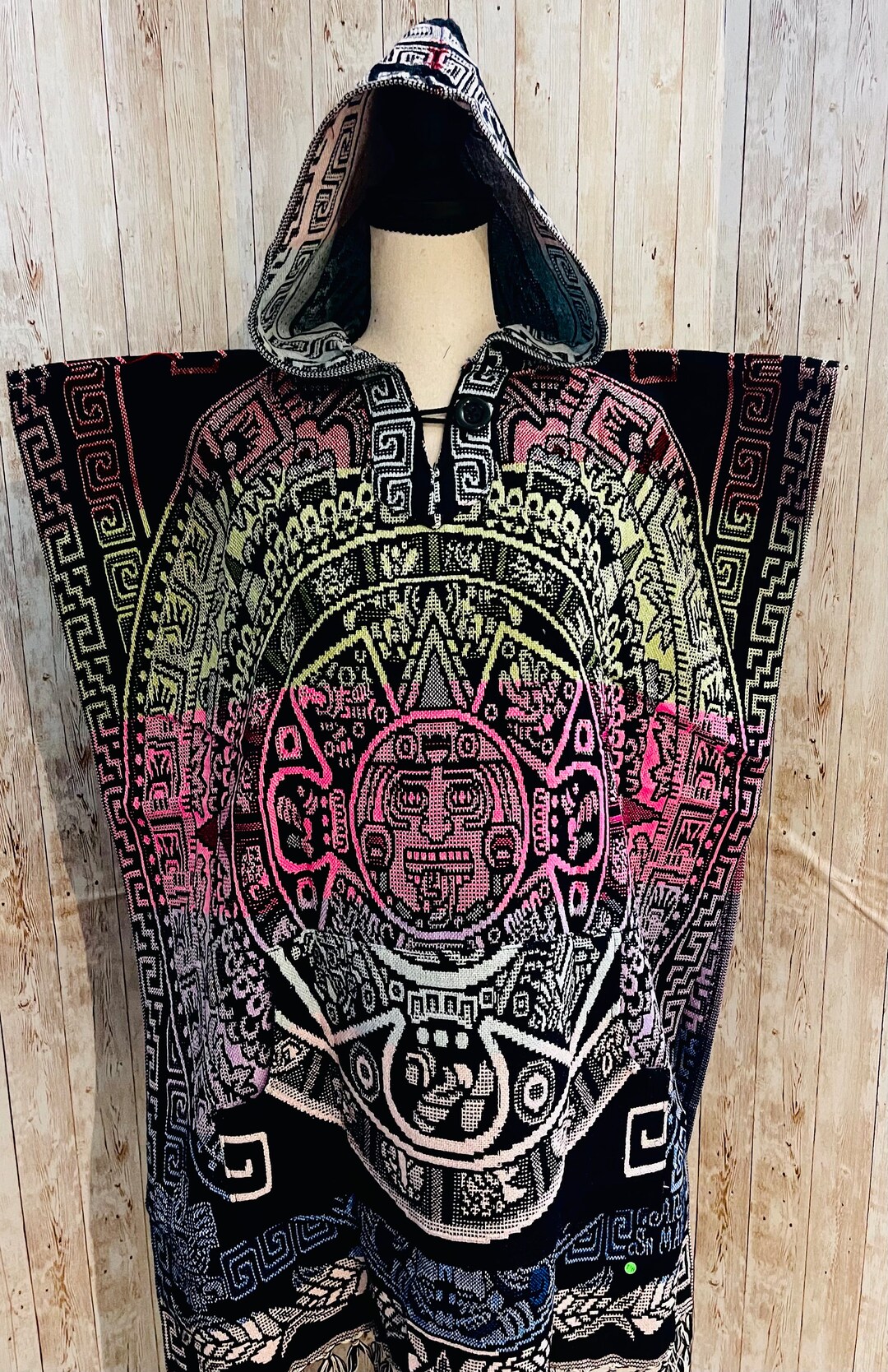Gavan Poncho Mexicano Calendario Azteca Con Gorro Aztec Calendar ...