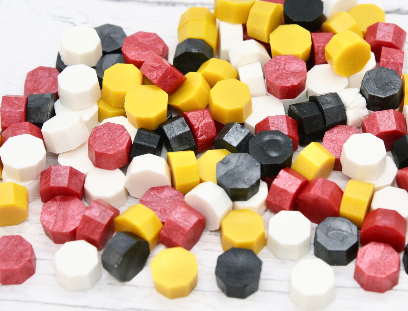 20 Red Yellow and Black Mixed Colour Wax Beads for Metal Wax | Etsy