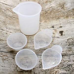 Silicone Resin Measuring Jug Dispenser Set, Reusable Silicone Mixing ...