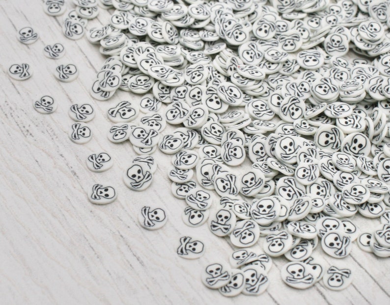 10g Skull and Cross Bones Fimo Slices, Resin Art, Resin Craft Supplies ...