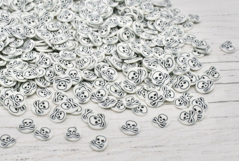 10g Skull and Cross Bones Fimo Slices, Resin Art, Resin Craft Supplies ...