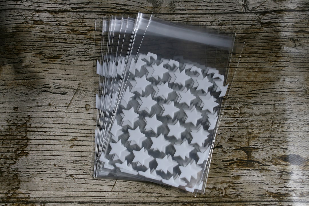 10 X Self Adhesive Clear Bags, 8cm X 10cm, Clear With White Stars ...