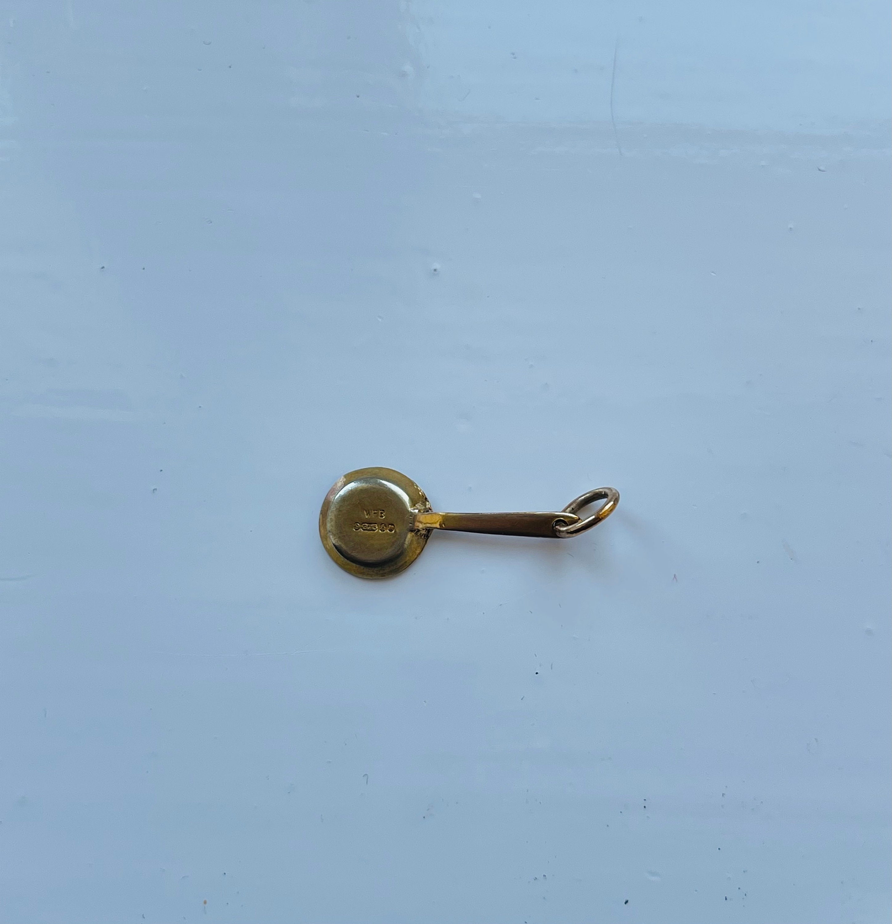 9ct Gold Vintage Frying Pan Charm - Etsy