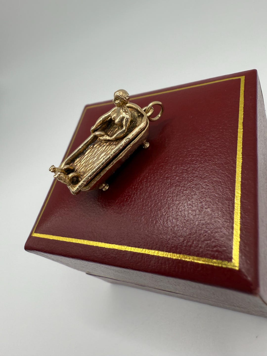 Vintage 9ct Gold Opening Lady in Bath Charm - Etsy