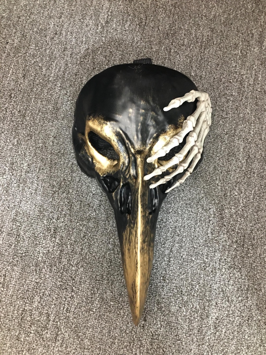 Black Gold Raven Skull Plague Doctor With White Skull Hand Bird Nose ...