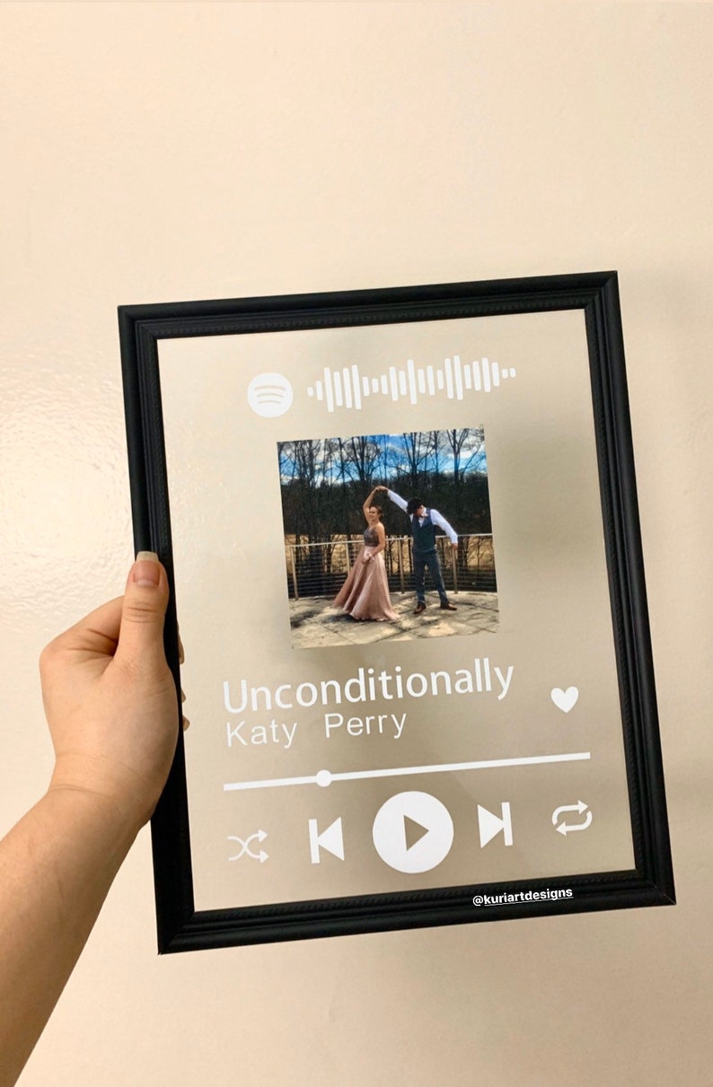 Custom Spotify Glass Art Personalized gift for friend | Etsy