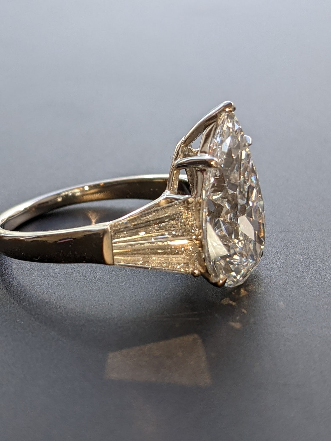 10k Engagement Ring Three Stone Ring 4 Carat Pear Shaped G / - Etsy